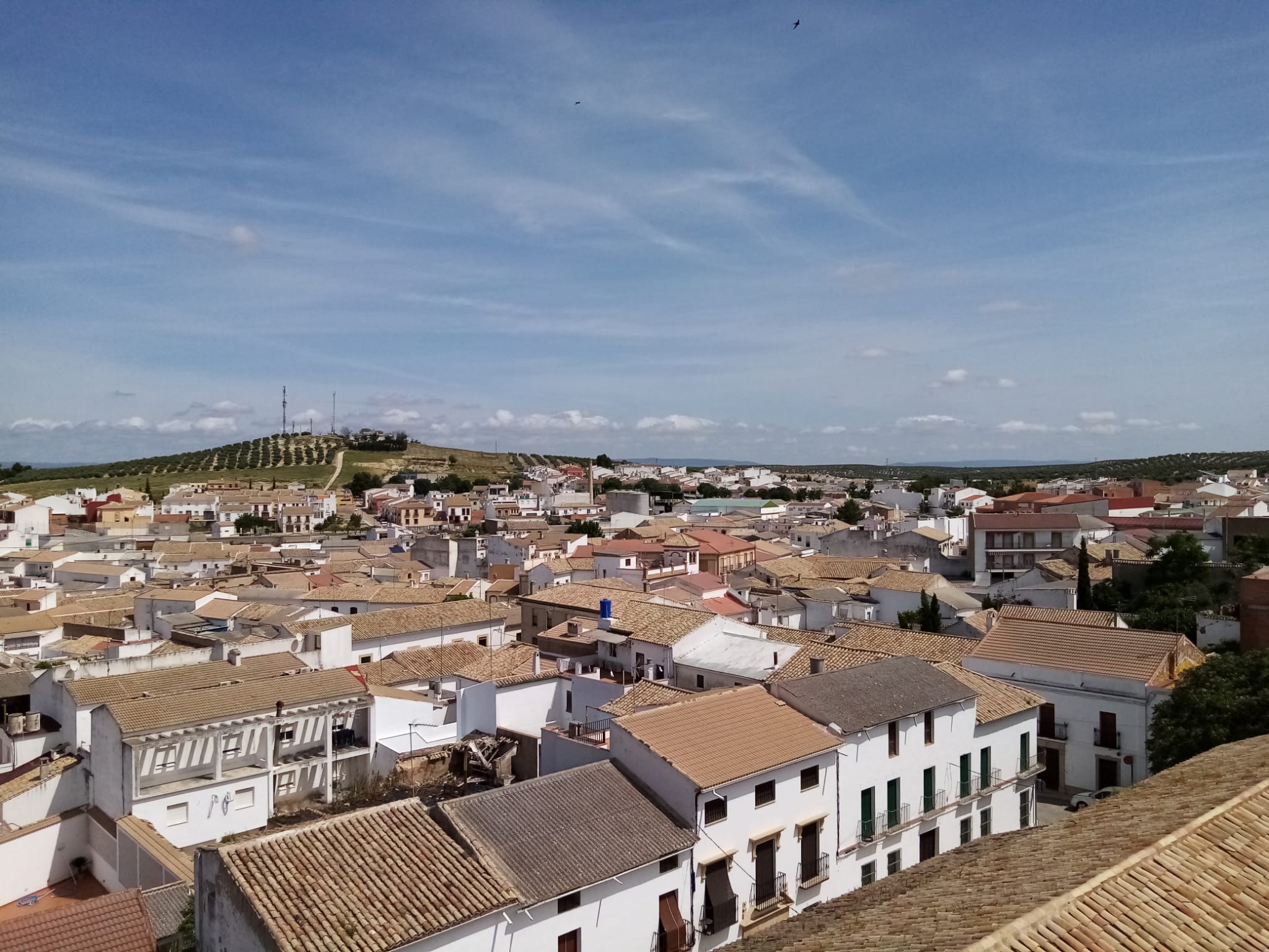 Vista parcial aérea de Lopera desde el Chapitel del Campanario de la ...